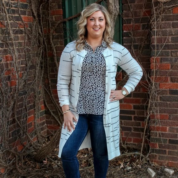 CAbi | Tops | Cabi 5733 Befriend Top Spring 220 Small Euc | Poshmark